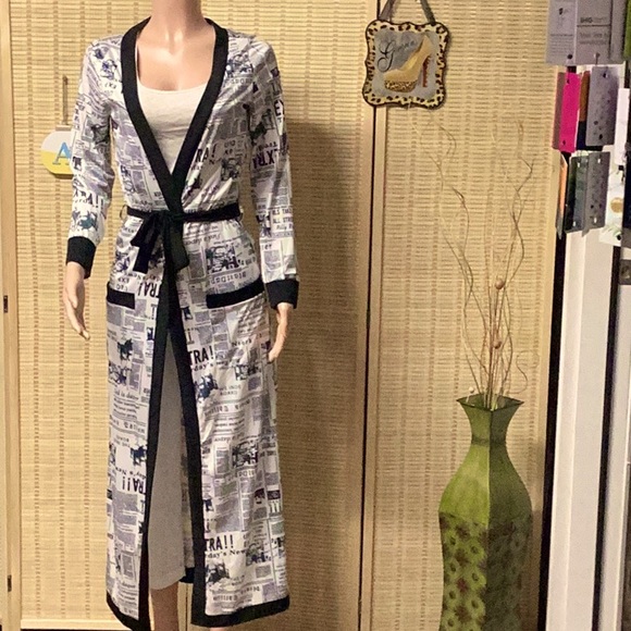 Tops | Womens Open Front Maxi Newsprinttop | Poshmark